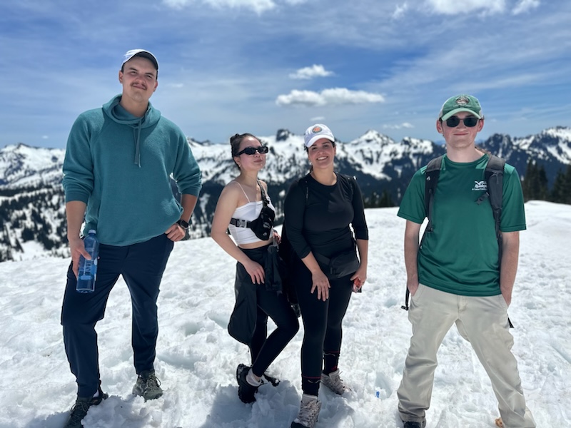 Customized Tours | Seattle's Fun Tour Guide | 888.554.8687